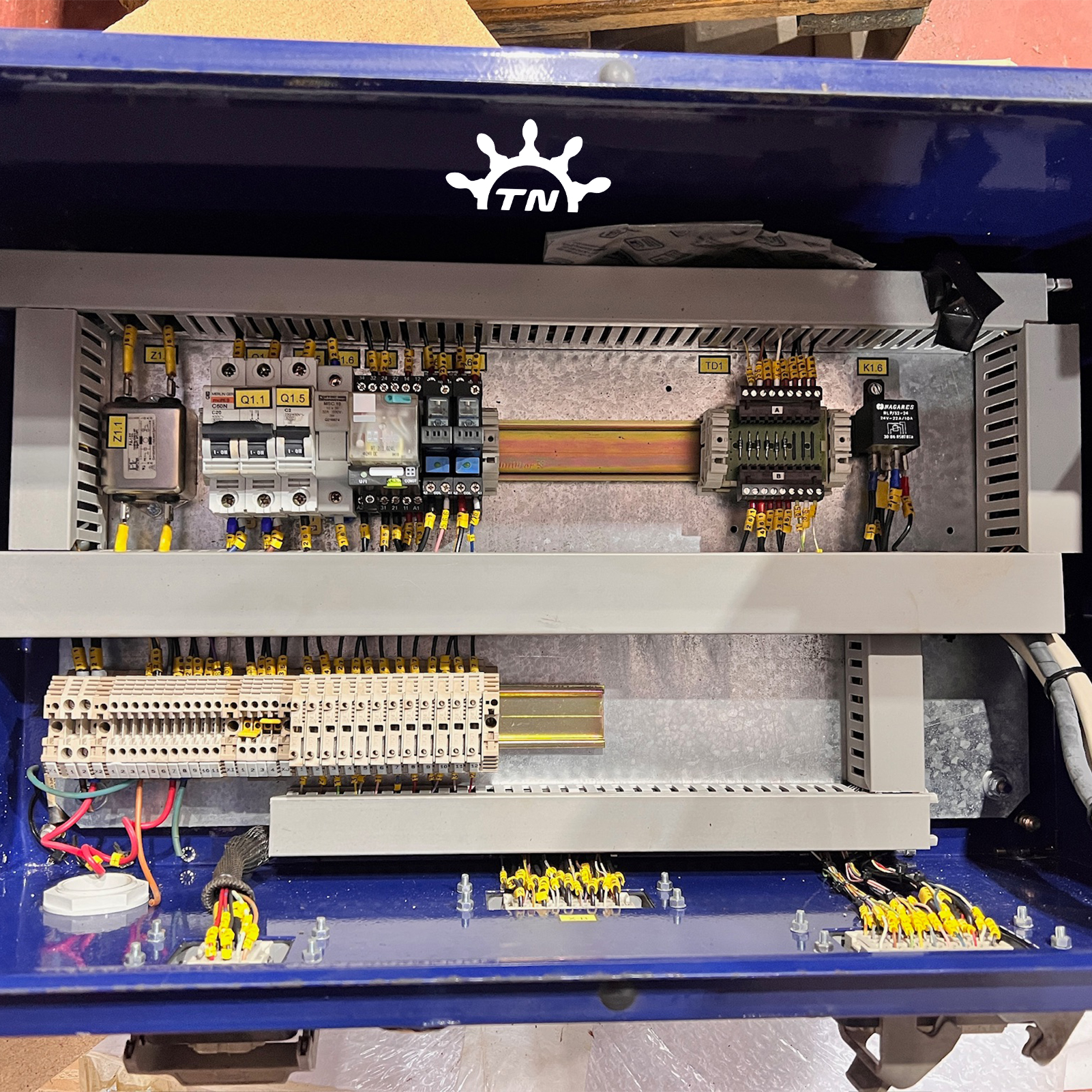 Cuadro electrico motor modelo F360 Guascor usado - Talleres Nasio