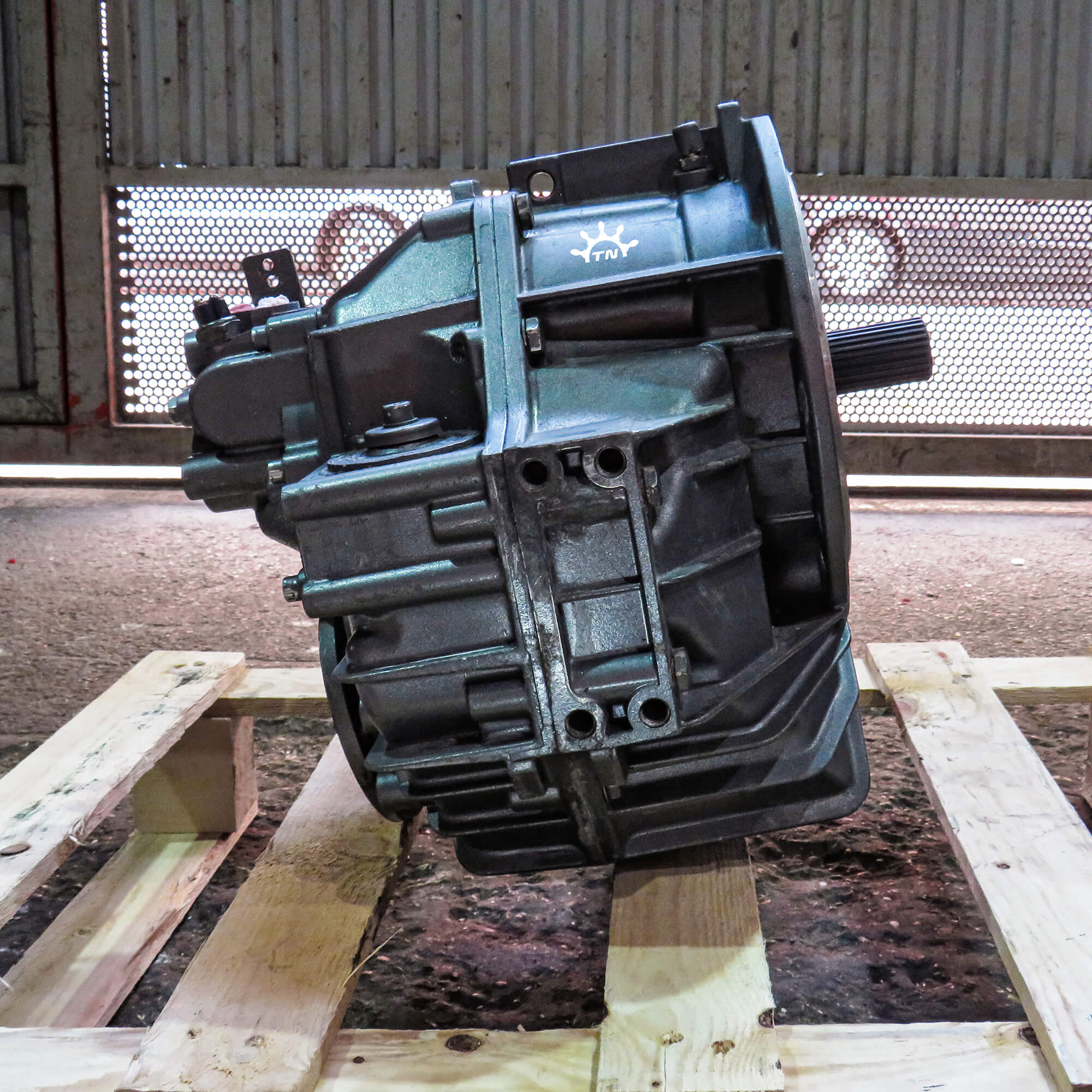 Used ZF 68A marine gearbox mechanical drive 2.04:1 reduction - Talleres ...